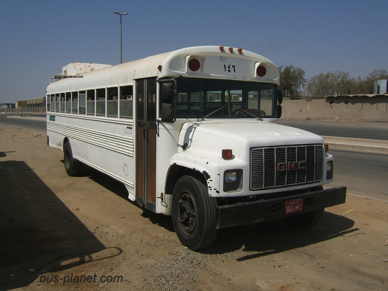 Buses in Saudi Arabia-Aljomaih